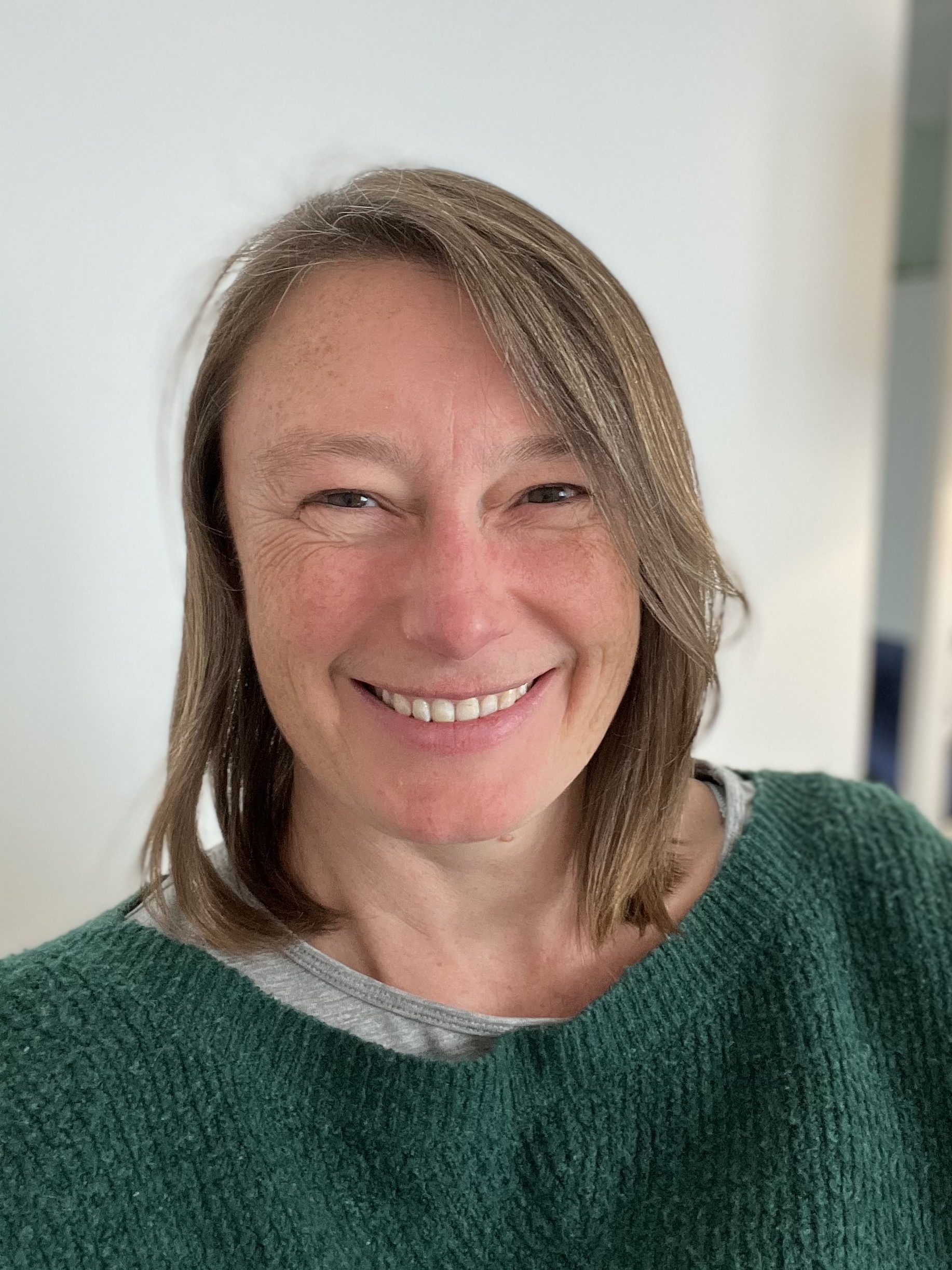 About – Erica Lowe